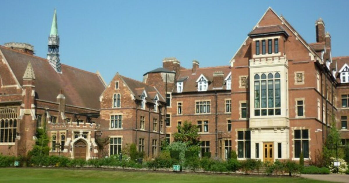 Dixons City Academy | Year 7 Students Visit Cambridge University